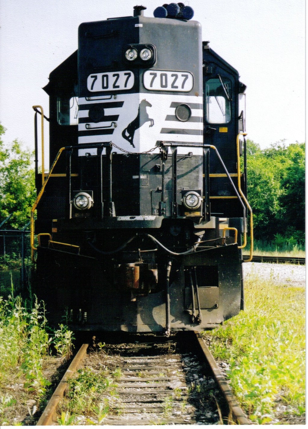 NS 7027